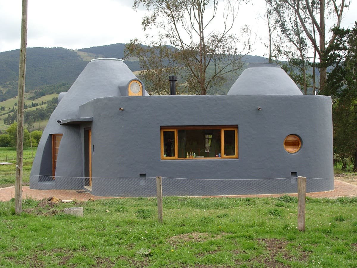La Casa Vergara: Un pintoresco hogar colombiano de superadobe que se ...