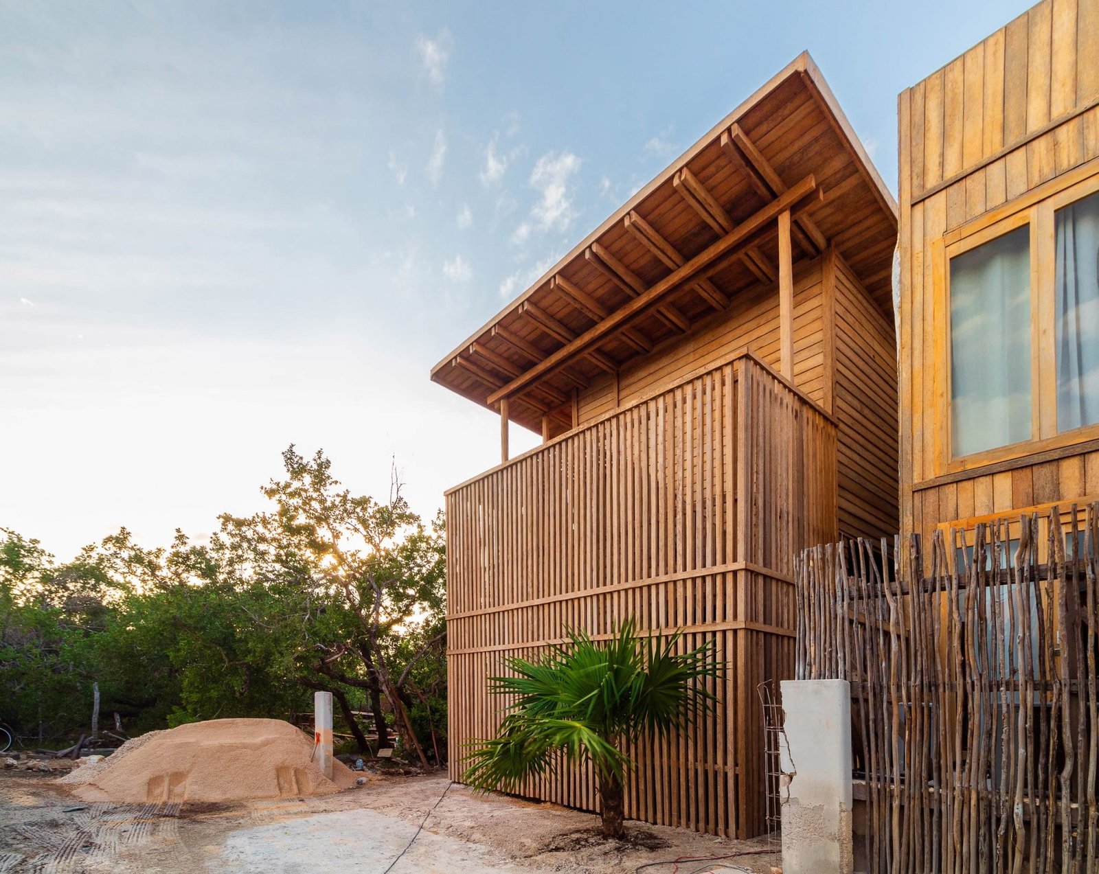 Casa Numa: Una arquitectura mexicana construida enteramente con madera ...